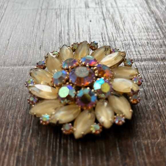Jewelry | Vintage Weiss Brooch Multi Colored | Poshmark